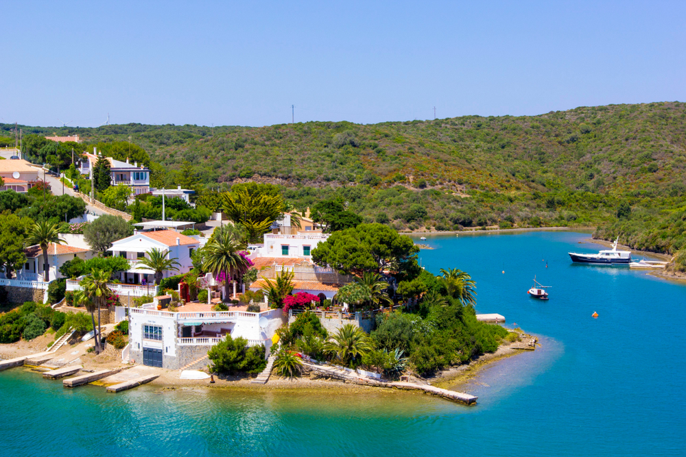 Visitare la splendida Mahon a Minorca durante una crociera