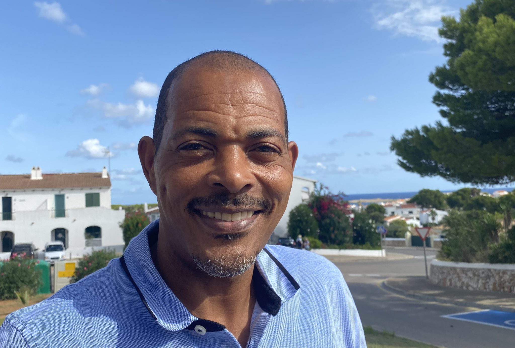 Sean Satchell llegó hace cinco años a la isla junto con su mujer Sandra.